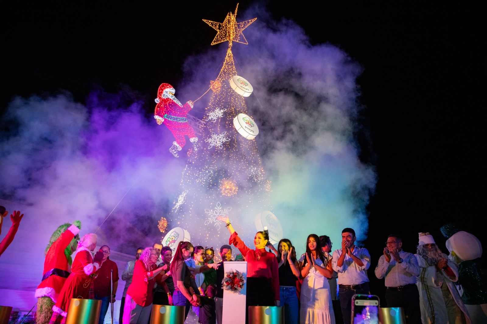 Espectacular e Histórica Navidad Mágica en Playa del Carmen - Deportes ...